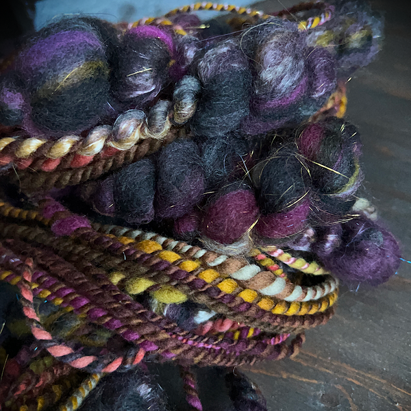 Hand spun art yarn - Mynoush