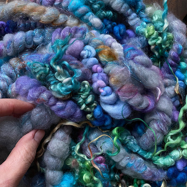 One wish - Fluffy sparkly giant art yarn - Mynoush